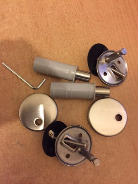 RAK Ceramic Toilet Seat Hinges Soft Close